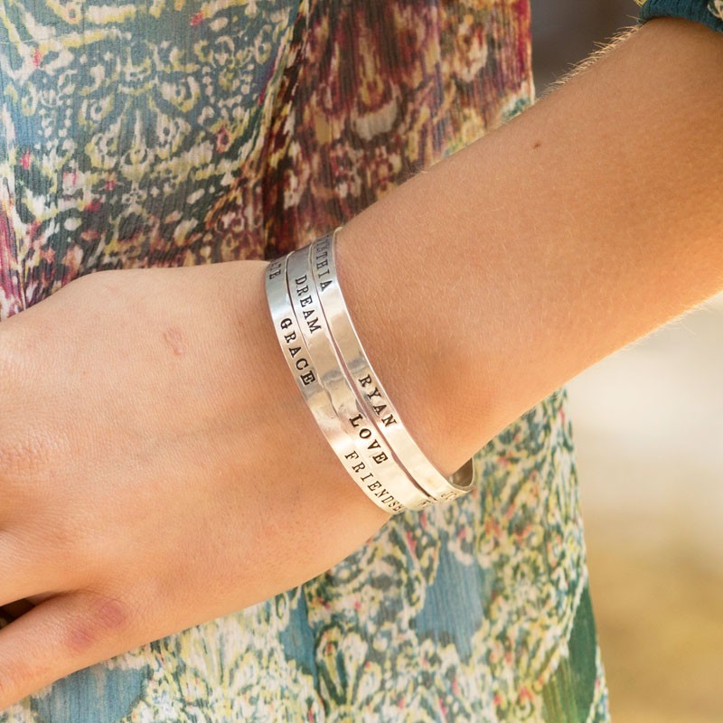 Personalized Family Bracelets with Names - Silver | Nelle & Lizzy